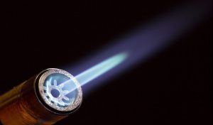 Best Butane Fuel For Lighters in 2022 [Reviews & Rankings]